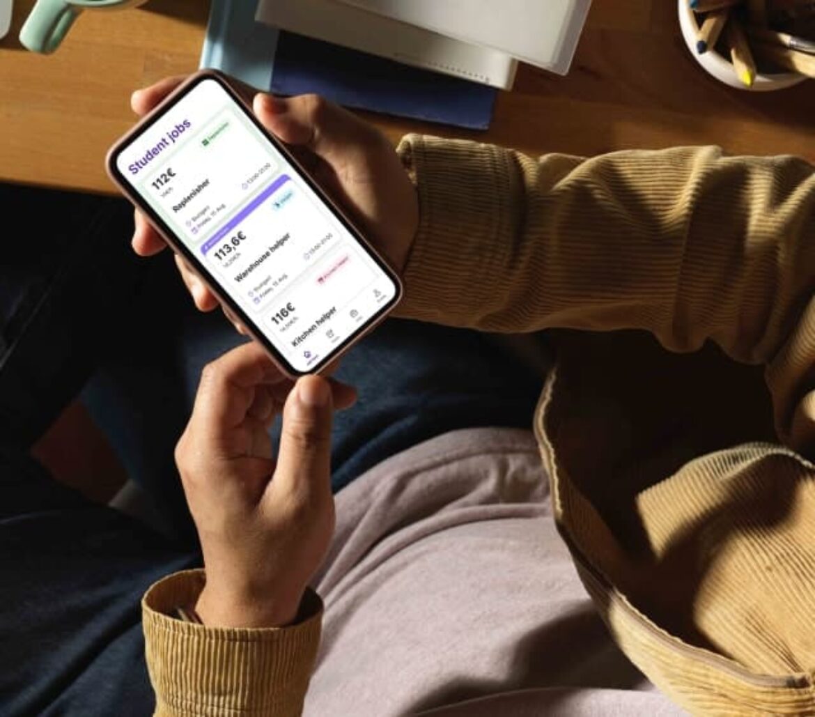 Find Minijobs in English Across Germany in Our Job App | Zenjob